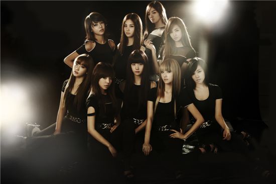 Girls' Generation and Super Junior see highest album sales in 2010 - 아시아경제