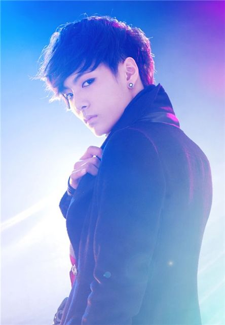 New Pledis boy band NU'EST to make official debut in March - 아시아경제