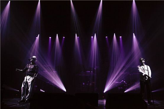 [REVIEW] LeeSSang shows wide spectrum of music and performance - 아시아경제