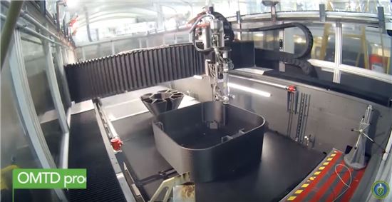 3D프린팅, 방위산업도 재편?…잠수정 제작 비용 90%↓ - 아시아경제