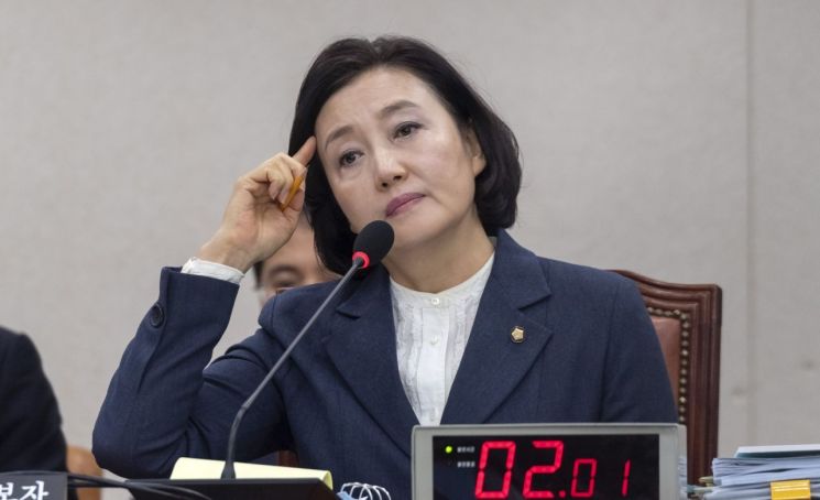 후폭풍 우려에도…중기부 첫 여성장관 임명 기대 아시아경제