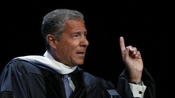 애플, '왕좌의 게임' 등 만든 前HBO CEO와 5년간 콘텐츠 계약 - 아시아경제