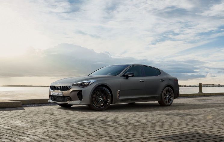 "Farewell to the People's Panamera," Kia Stinger Production Ends... 6 ...