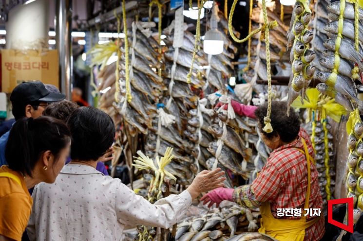 [포토]추석 앞두고 분주한 전통시장 아시아경제