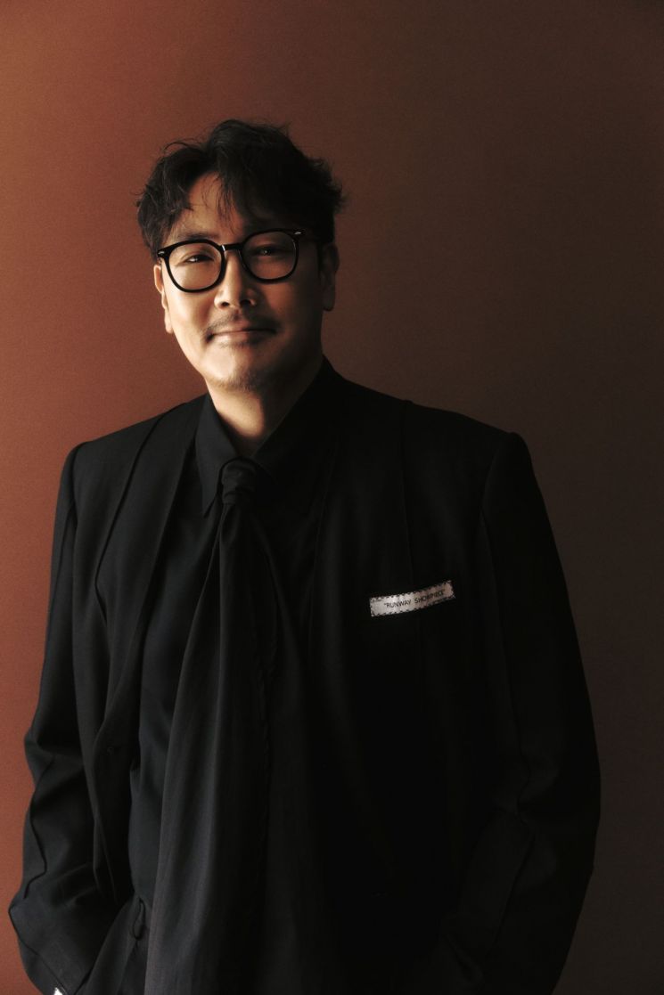 [On the Record] Jo Jin-woong "You say I'm righteous? The movie is my ...
