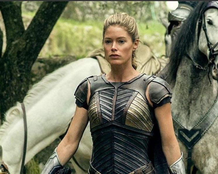 활 쏘며 말 타는 불멸의 여전사? 청동기 무덤서 여전사 유해 - 아시아경제