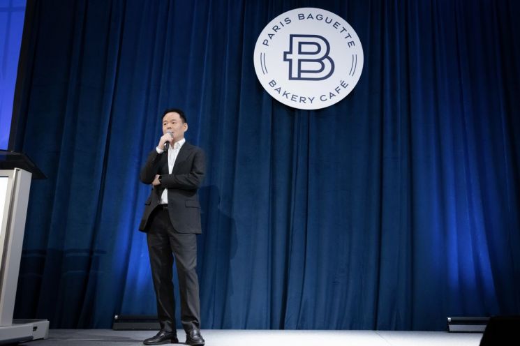 "Successful Landing in the US"... Huh Jin-soo, President, Meets Local ...