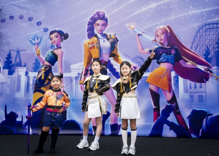 Everland Becomes a Hotspot for "K-Pop Demon Hunters" as Limited-Edition Merchandise Sells Out ...