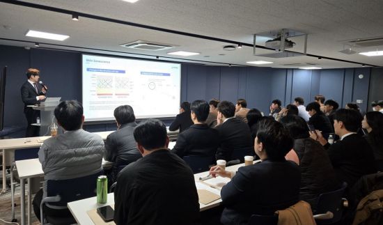 Hugel Conducts Employee Training on "Bylizen Skin Booster HA" - 아시아경제